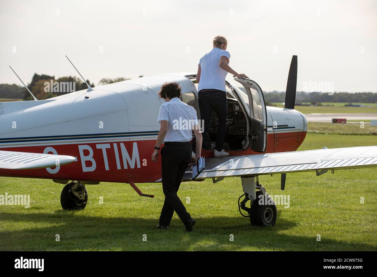 Airplane cockpit inspection hi-res stock photography and images - Alamy