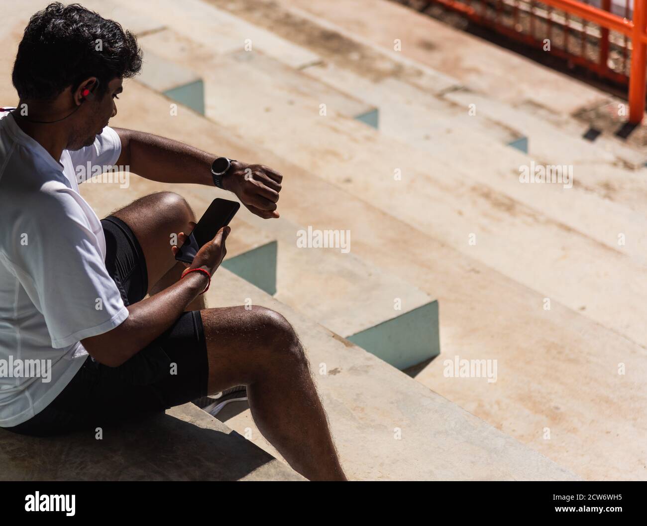 Sync gear hi-res stock photography and images - Alamy