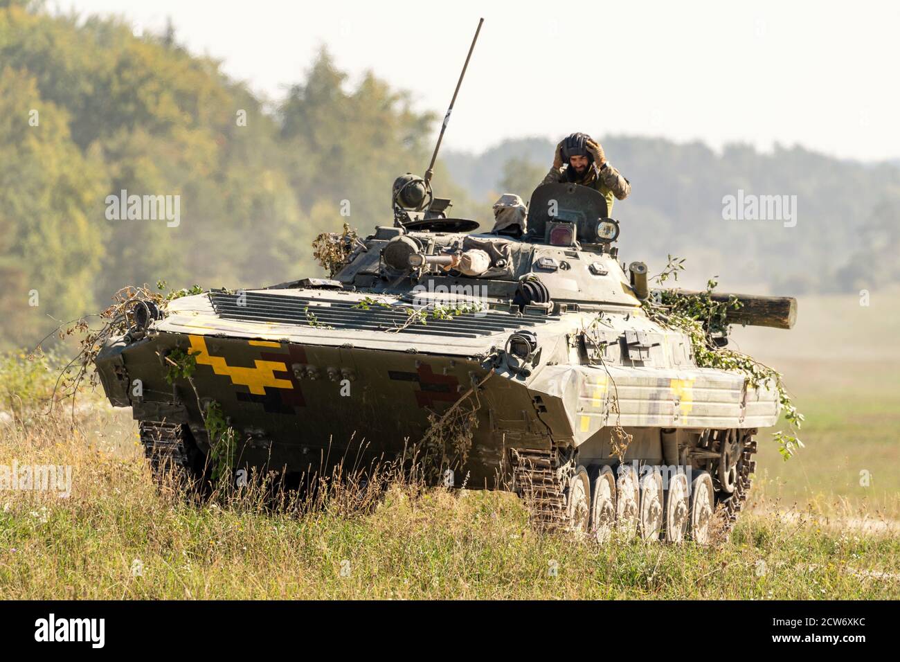 Bmp 2 hi-res stock photography and images - Alamy