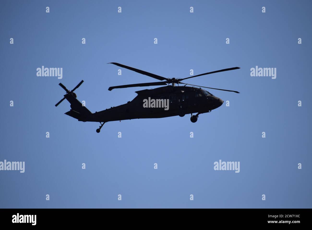 army helicopter flying low Stock Photo - Alamy