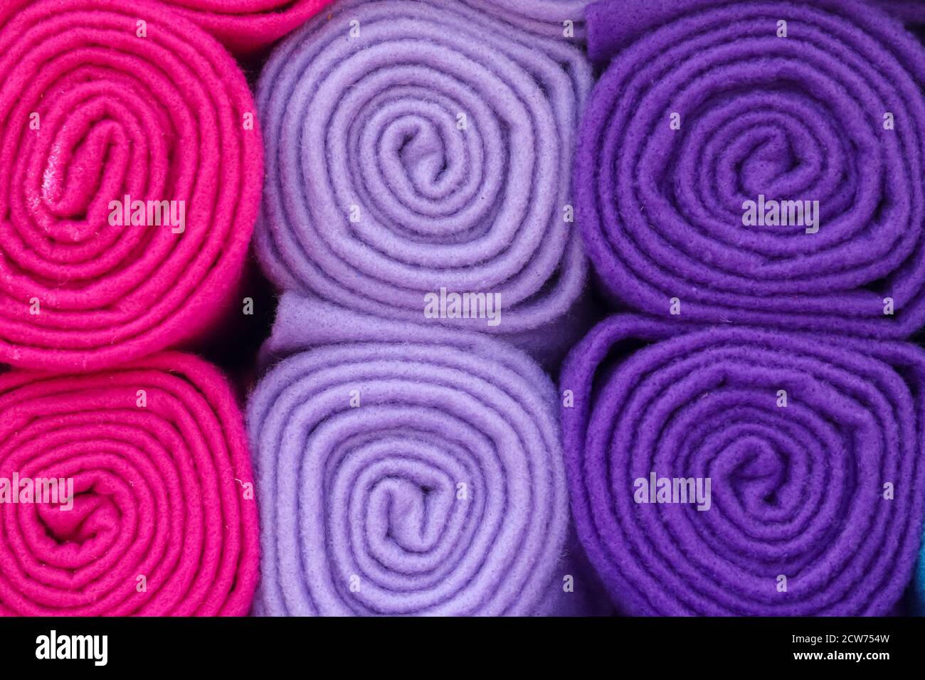 Fabric displayed in rolls hi-res stock photography and images - Alamy