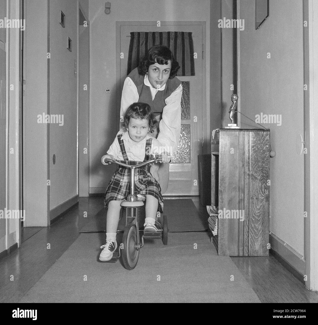 Tricycle 1950s hi-res stock photography and images - Alamy