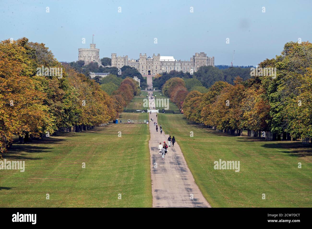 Windsor castle long walk aerial hi-res stock photography and images - Alamy