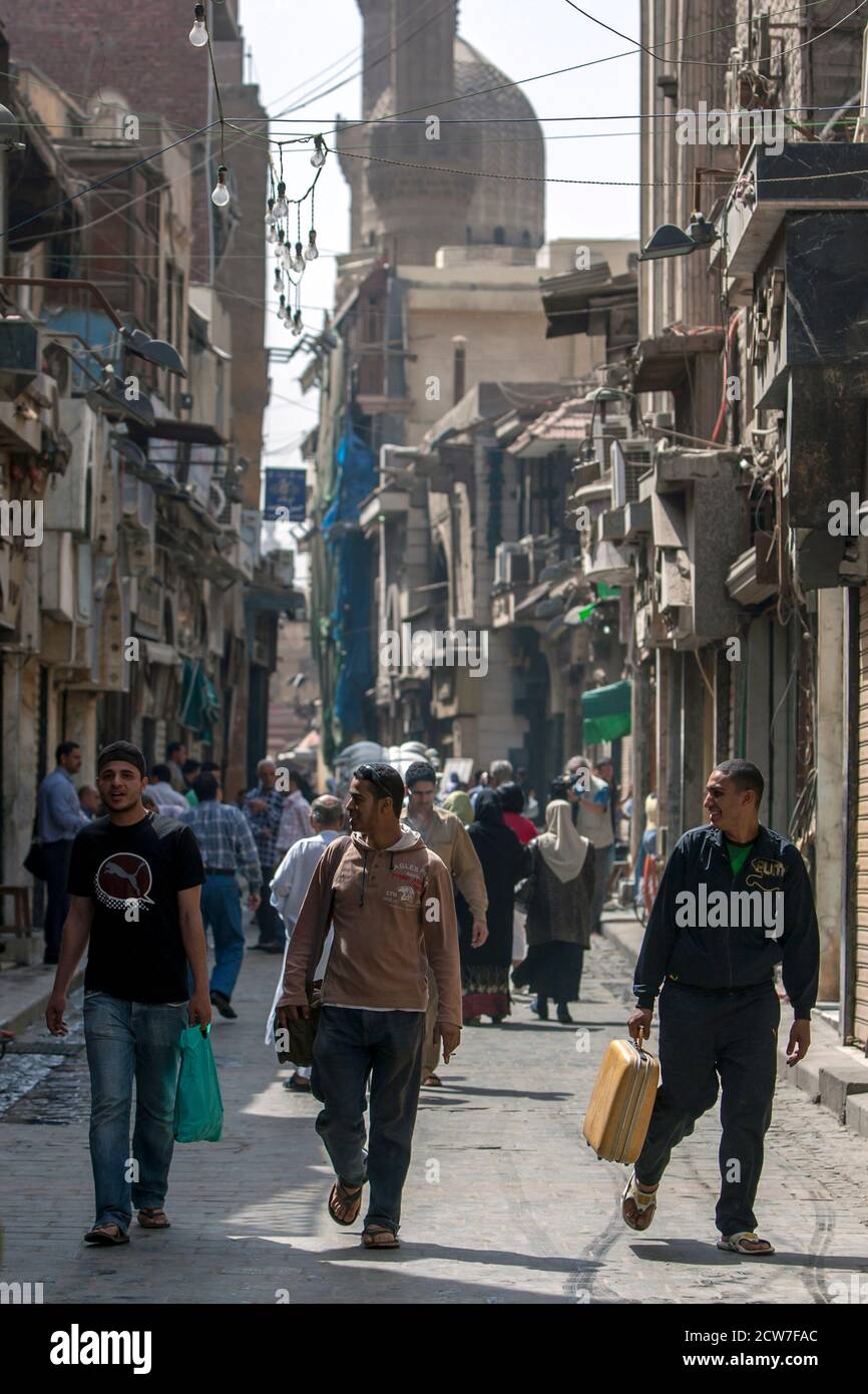 Street scene cairo egypt hi-res stock photography and images - Alamy