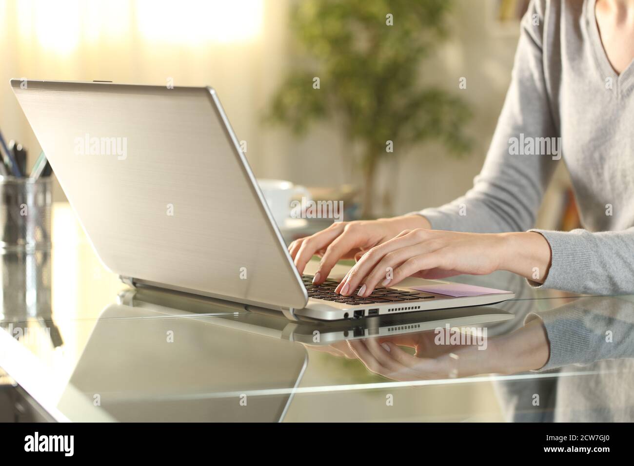 Woman but write hi-res stock photography and images - Alamy