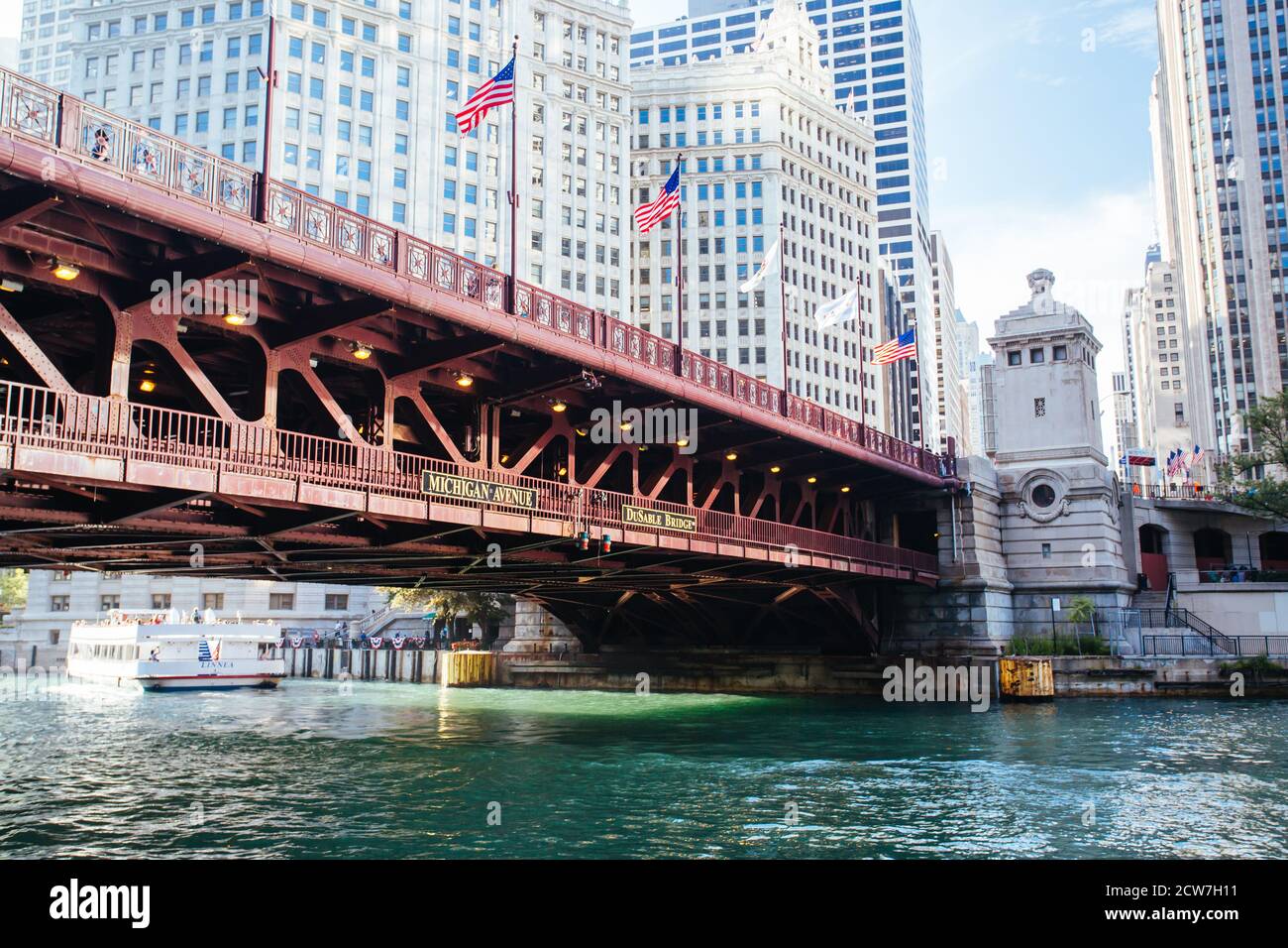 Chicago Avenue Bridge High Resolution Stock Photography and Images - Alamy