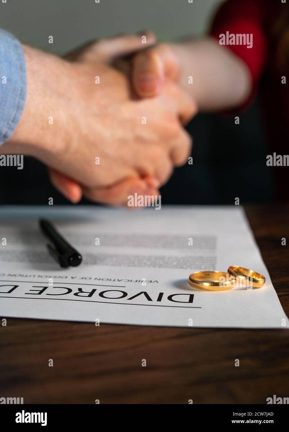 Wife shake hands hi-res stock photography and images - Alamy
