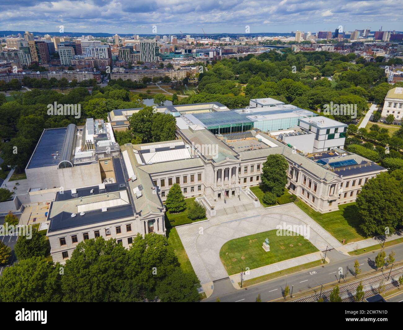 Boston Museum of Fine Arts at 465 Huntington Avenue in Fenway, Boston ...