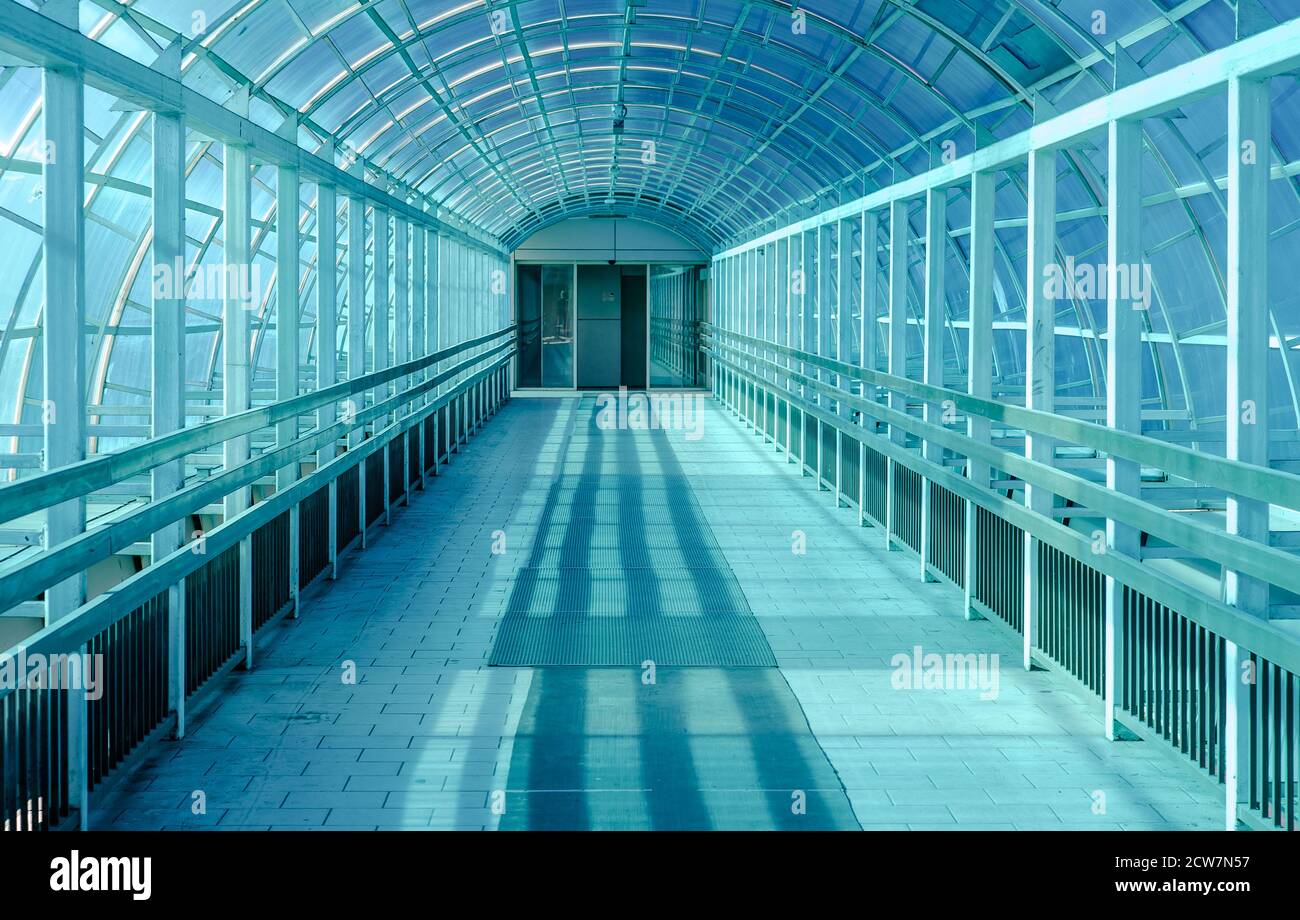 Indoor pedestrian bridge hi-res stock photography and images - Alamy