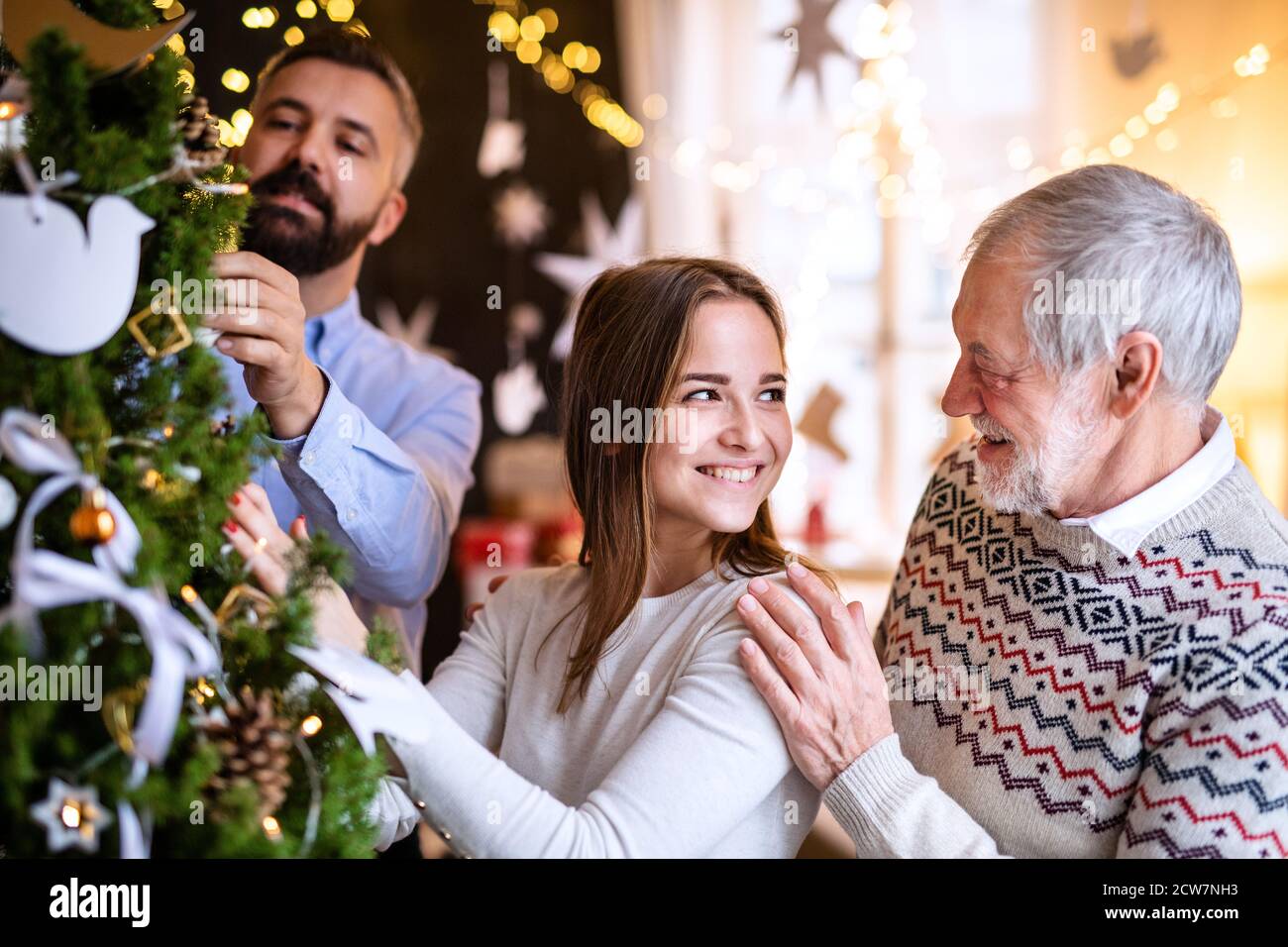 Family relatives hi-res stock photography and images - Alamy