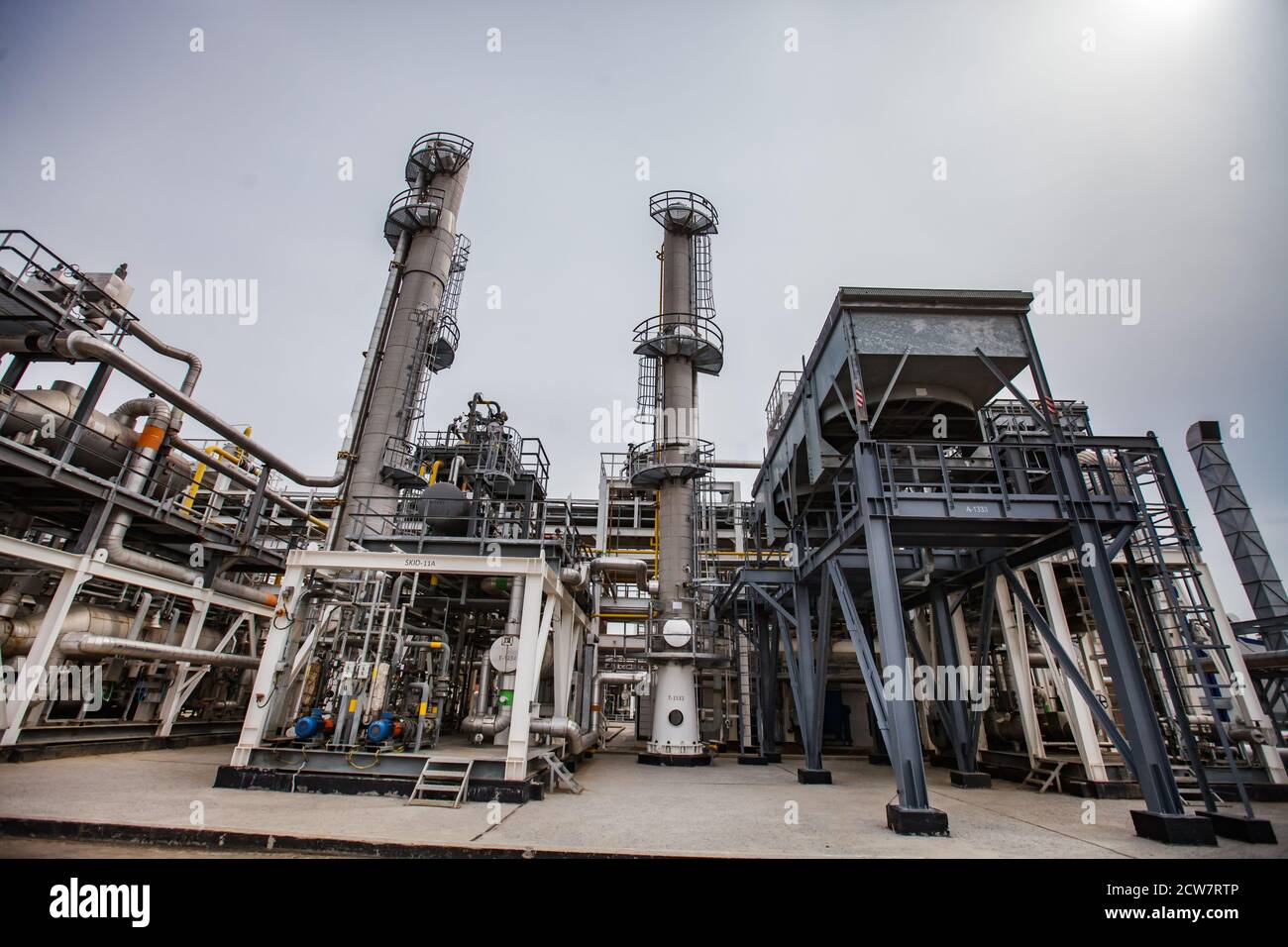 Oil refinery and gas processing plant. Pipelines and distillation ...