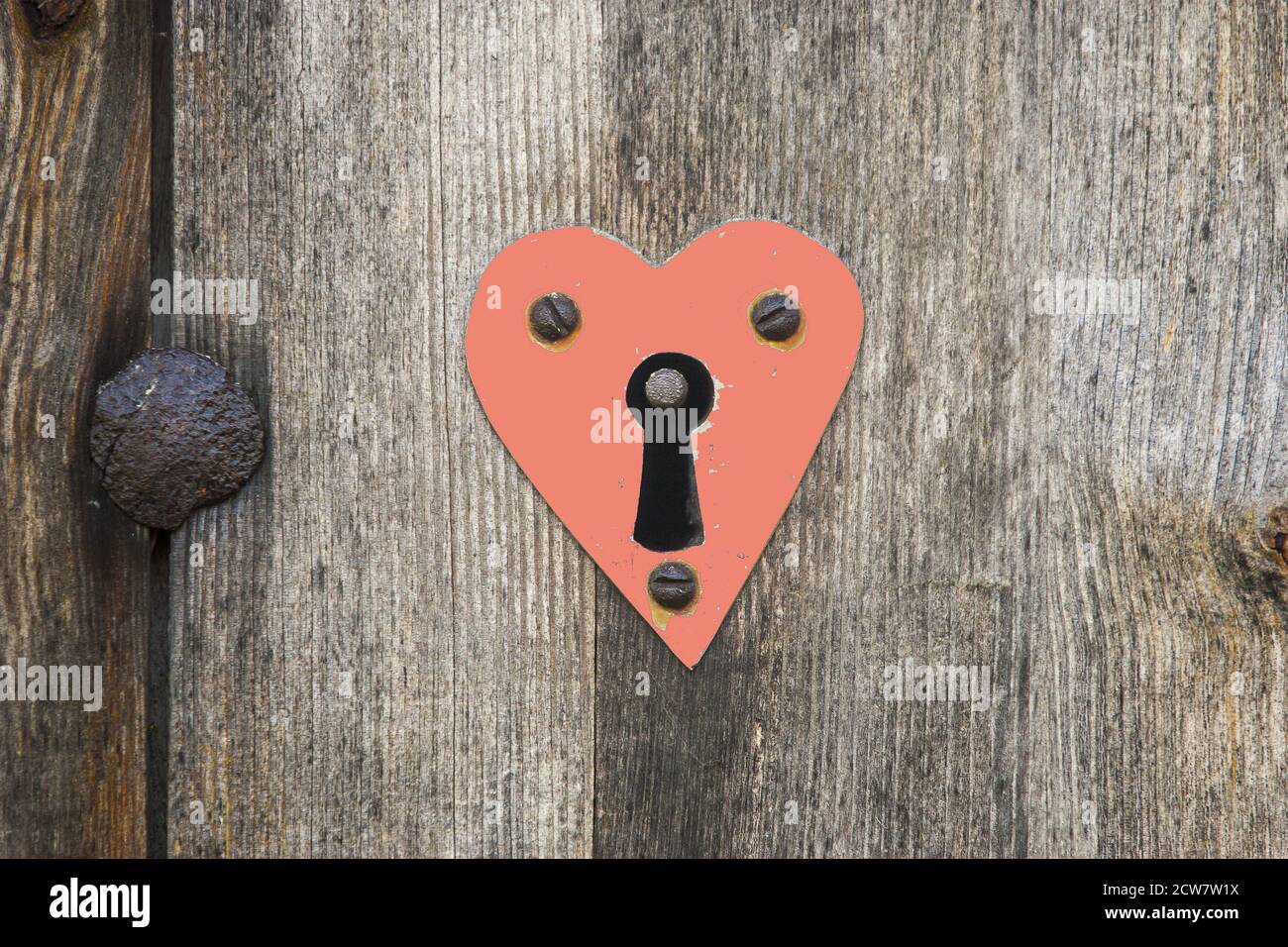 Keyhole shaped window hi-res stock photography and images - Alamy