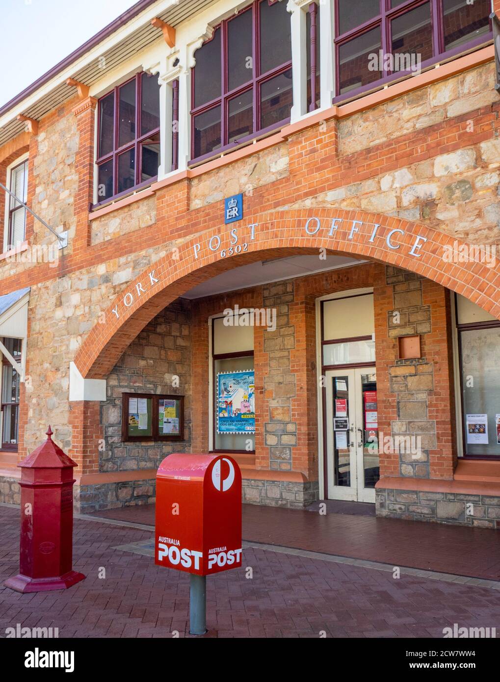 Australian post red post box hi-res stock photography and images - Alamy