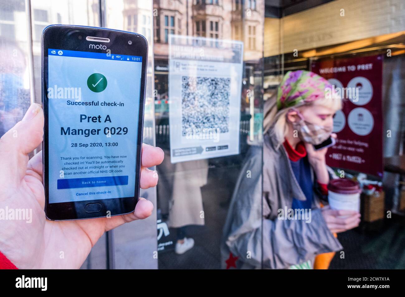 Nhs track and trace hi-res stock photography and images - Alamy