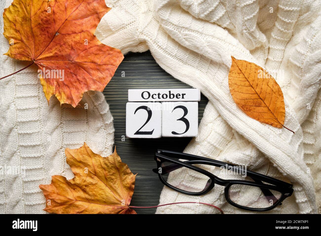 Twenty third october hi-res stock photography and images - Alamy