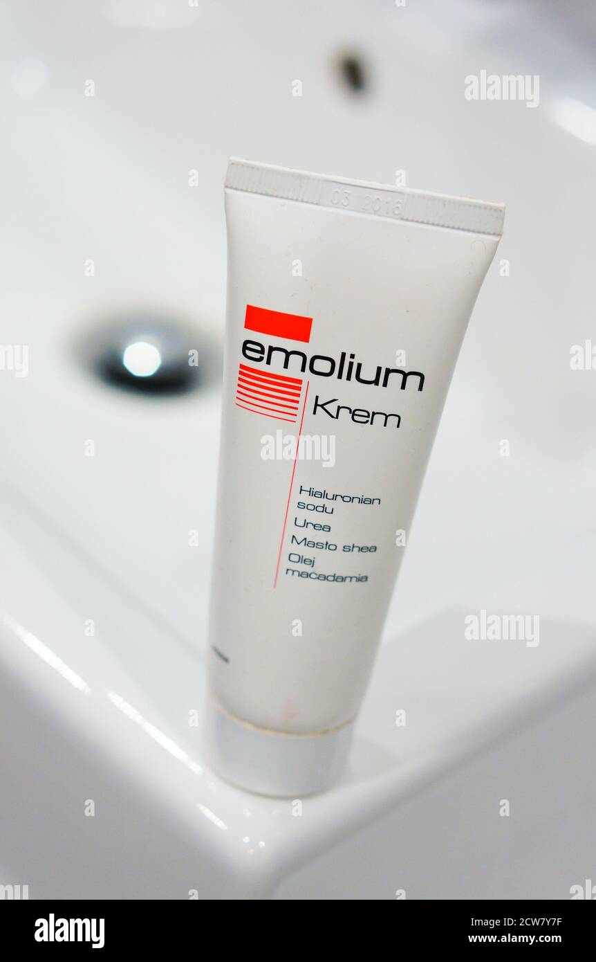 Emolium krem hi-res stock photography and images - Alamy