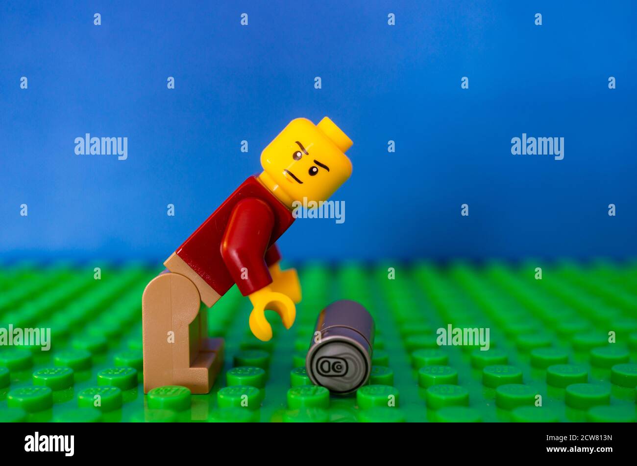 Angry lego face hi-res stock photography and images - Alamy