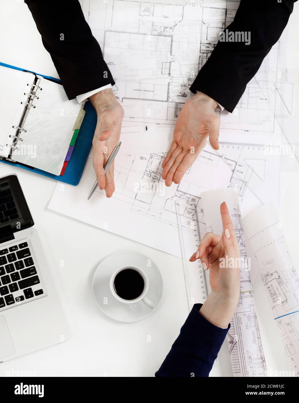 Teamwork discussing the project Stock Photo - Alamy