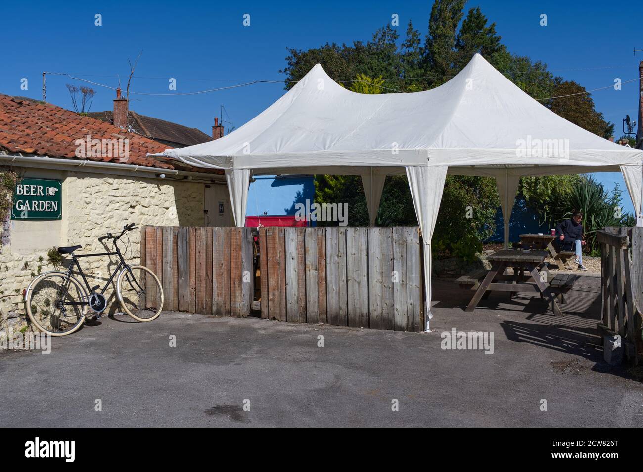 The Cheddar Valley Inn beer garden in Wells, Somerset Stock Photo - Alamy