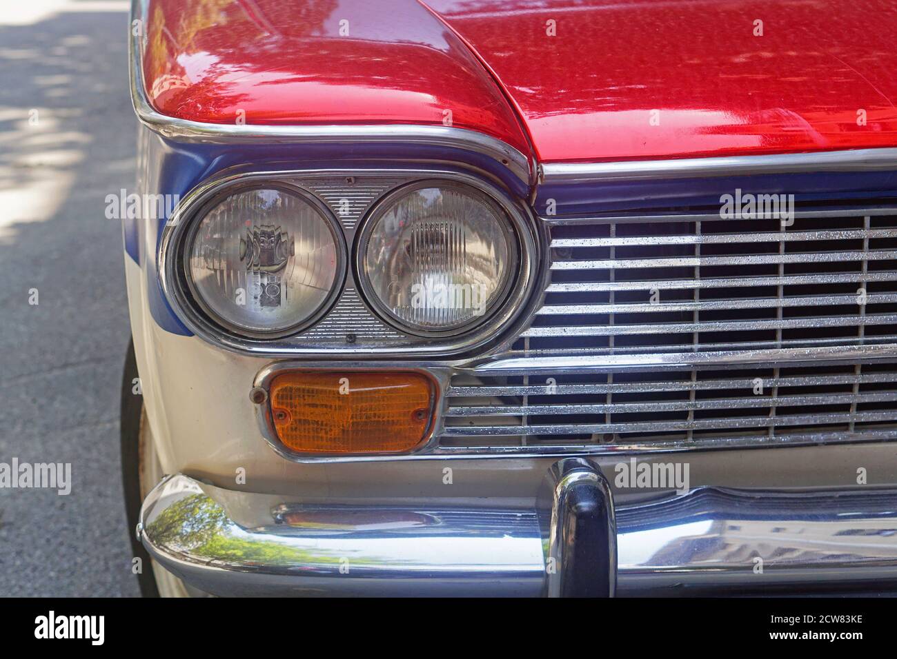 Very old classic car headlights chrome detail Stock Photo - Alamy