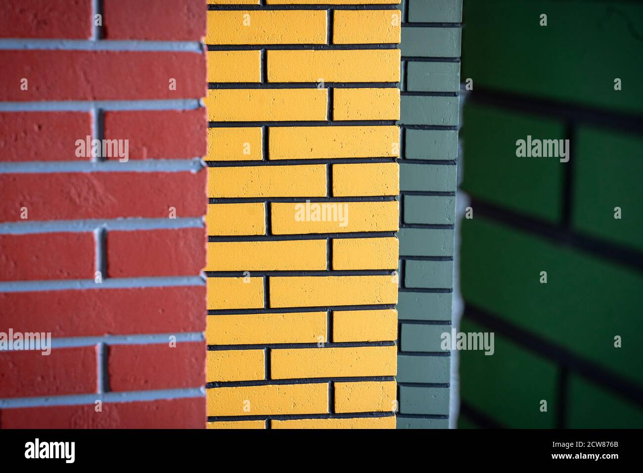 Column brick hi-res stock photography and images - Alamy