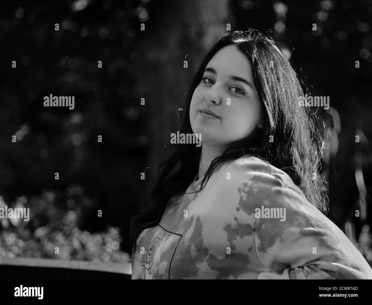 Female golden hour portrait hi-res stock photography and images - Alamy