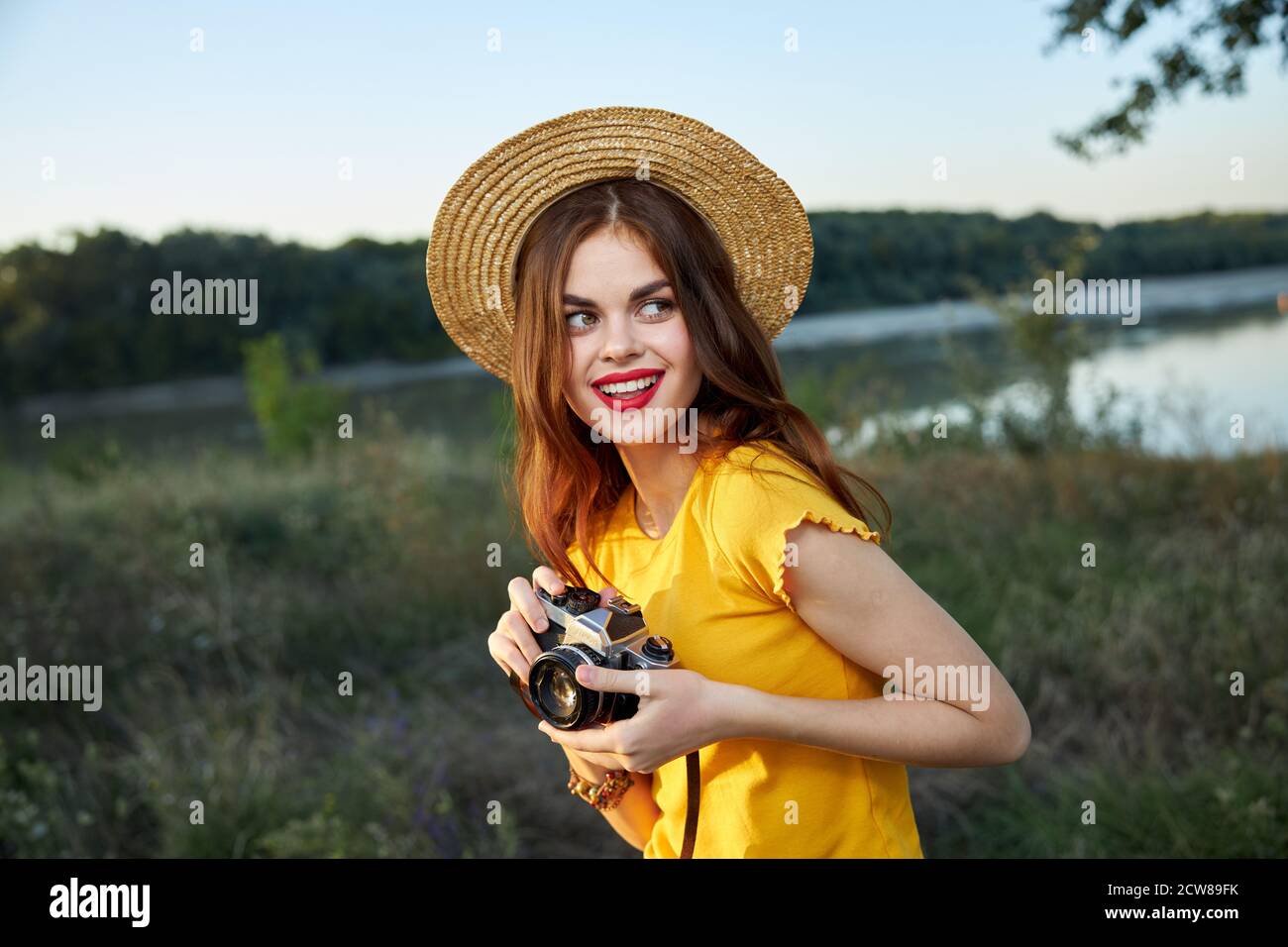 Cartographer female hi-res stock photography and images - Alamy