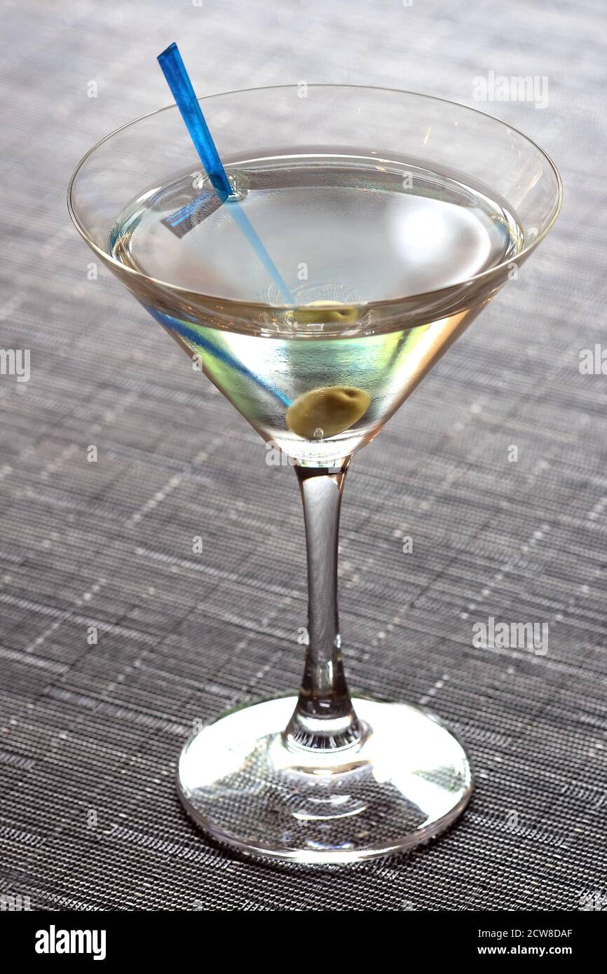Martini olive white hi-res stock photography and images - Alamy