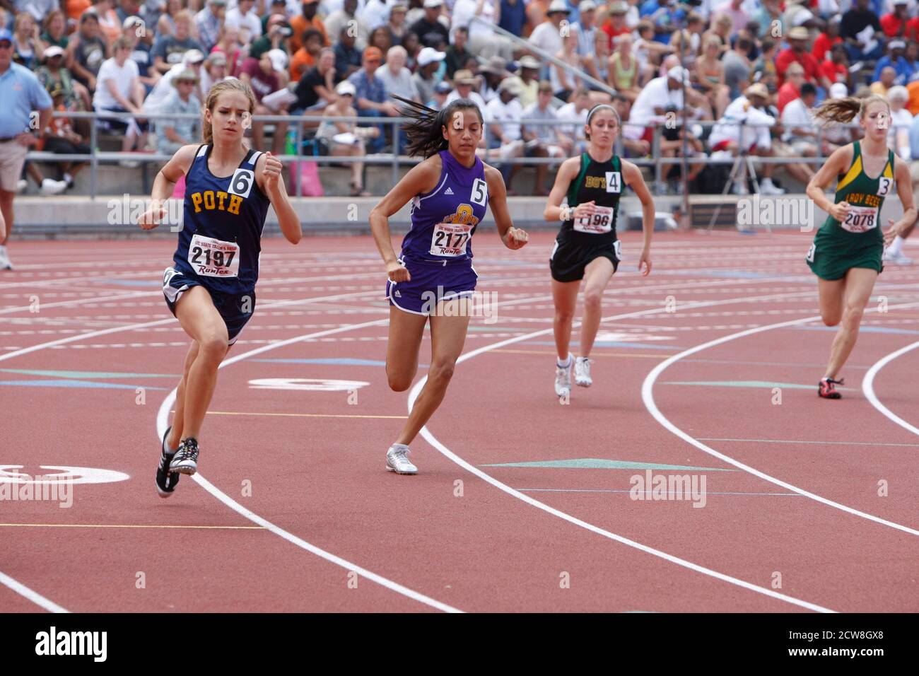800 meter run hi-res stock photography and images - Alamy