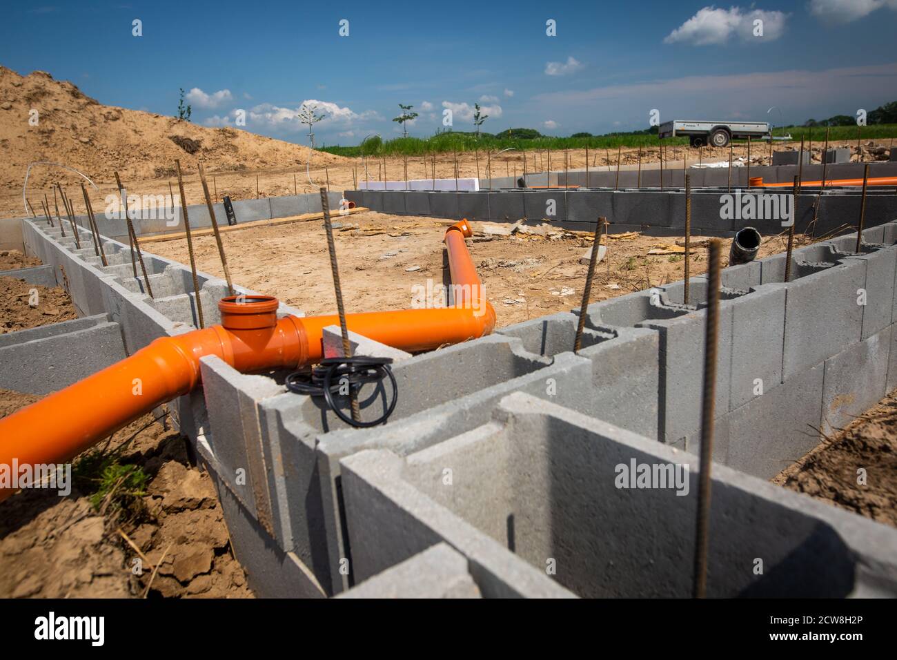 House foundation structure icon hi-res stock photography and images - Alamy