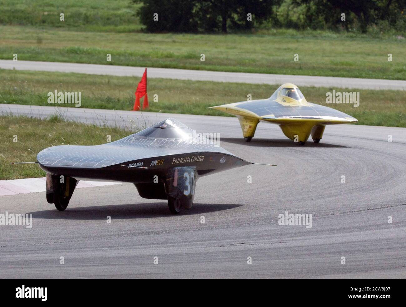 Solar powered cars hi-res stock photography and images - Alamy