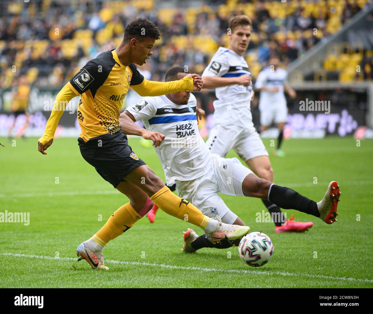 Anton donkor of sv waldhof mannheim hi-res stock photography and images ...