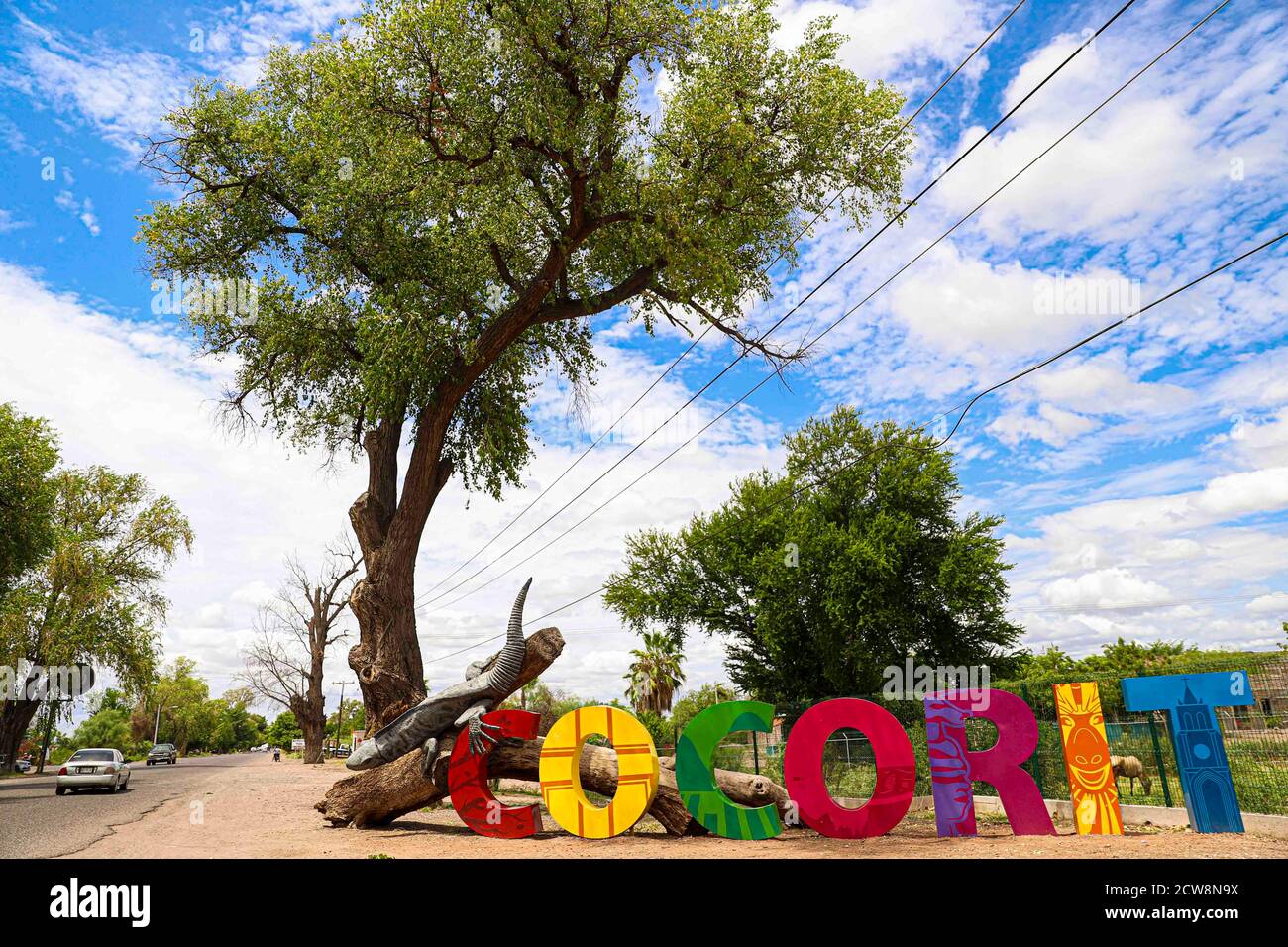 Colores en la entrada hi-res stock photography and images - Alamy