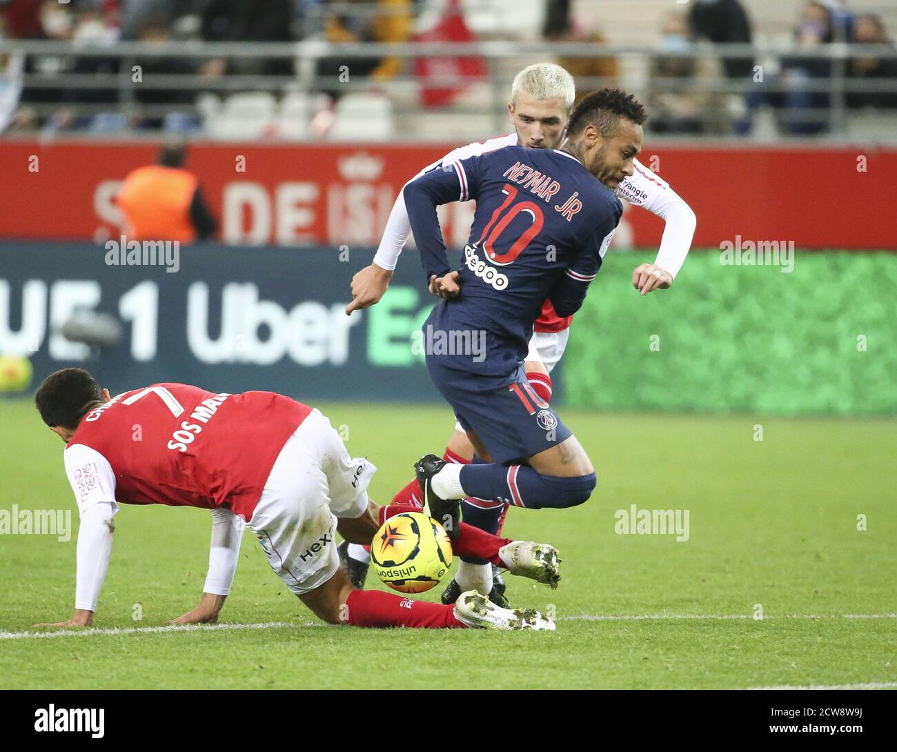 Neymar de paris saint germain hi-res stock photography and images - Alamy