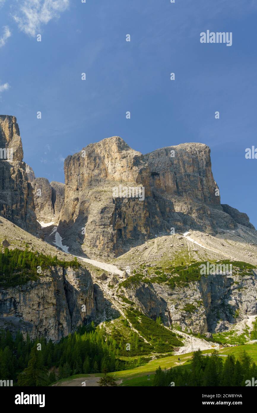 Mountain landscape at summer along the road to Gardena pass, Dolomites ...