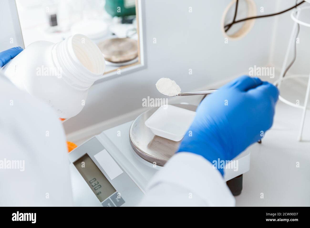Weighing powder hi-res stock photography and images - Alamy