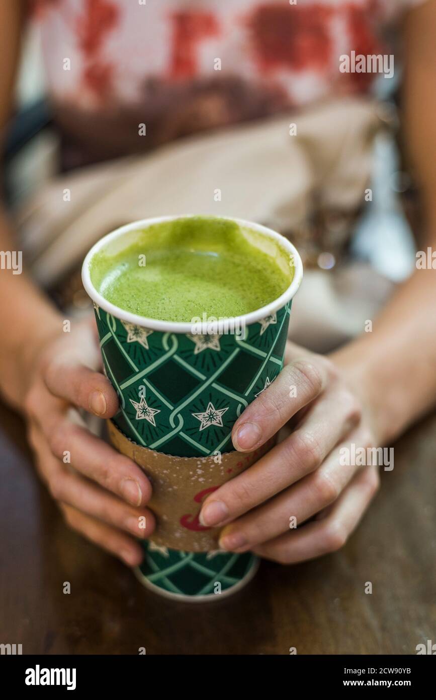 Matcha cafe hi-res stock photography and images - Alamy