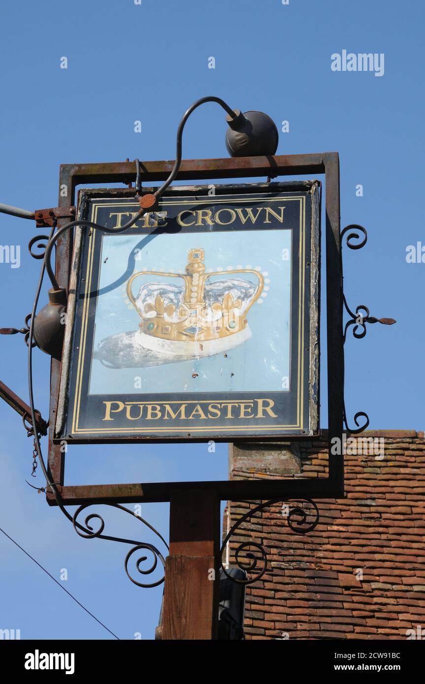 Crown inn sign, Great Horwood, Buckinghamshire Stock Photo - Alamy