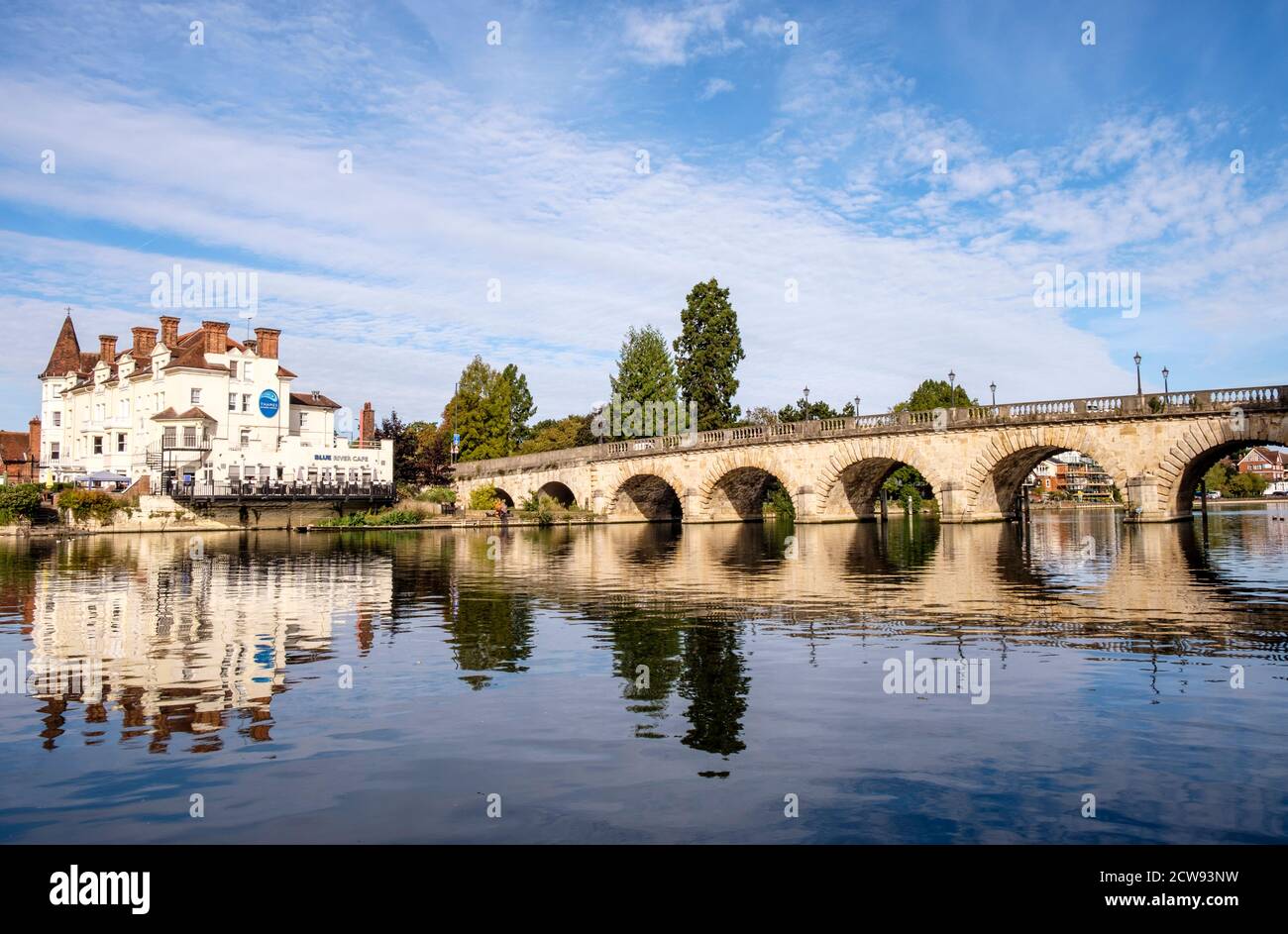 Maidenhead hi-res stock photography and images - Alamy