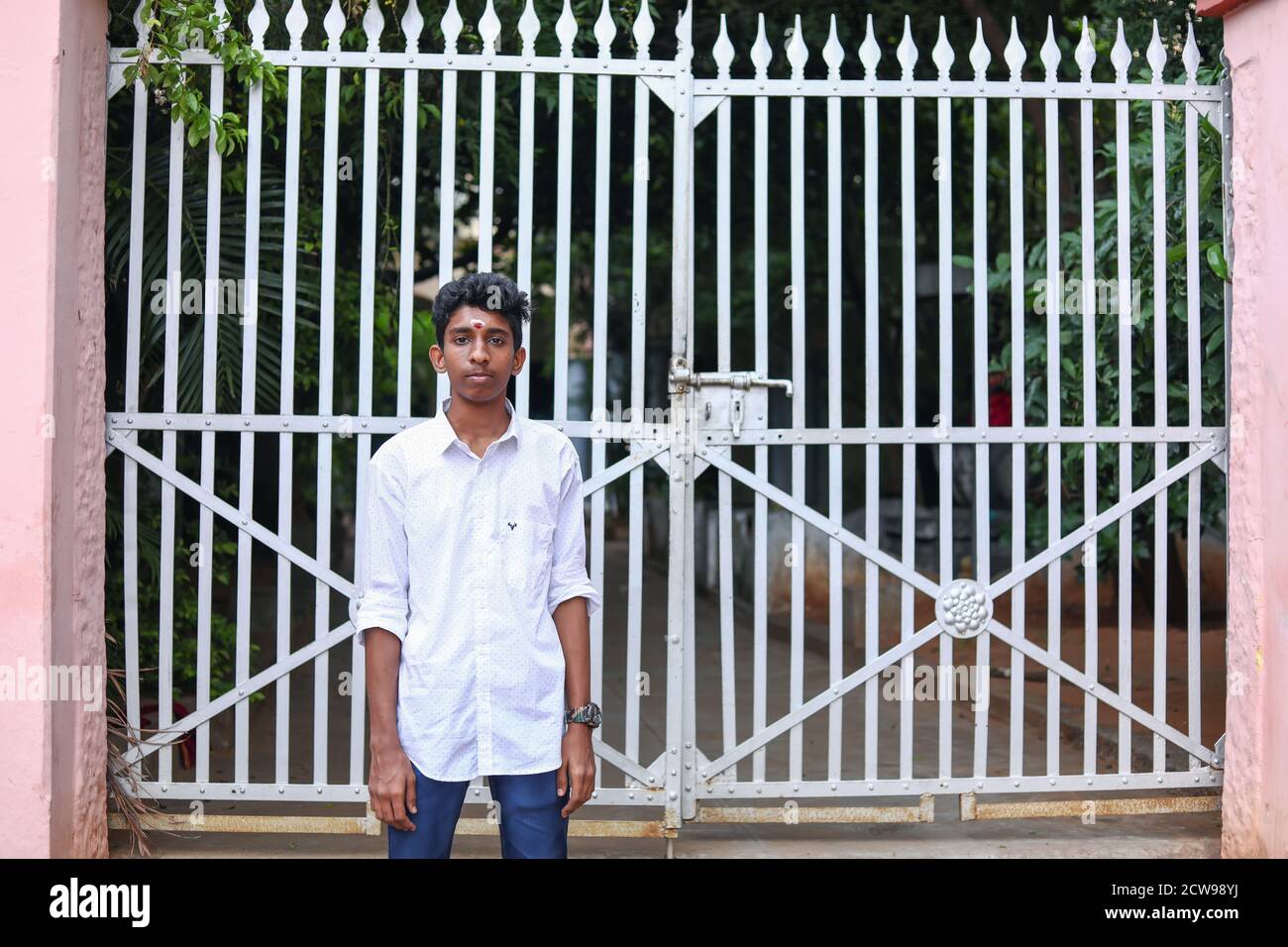 Cool gates hi-res stock photography and images - Alamy