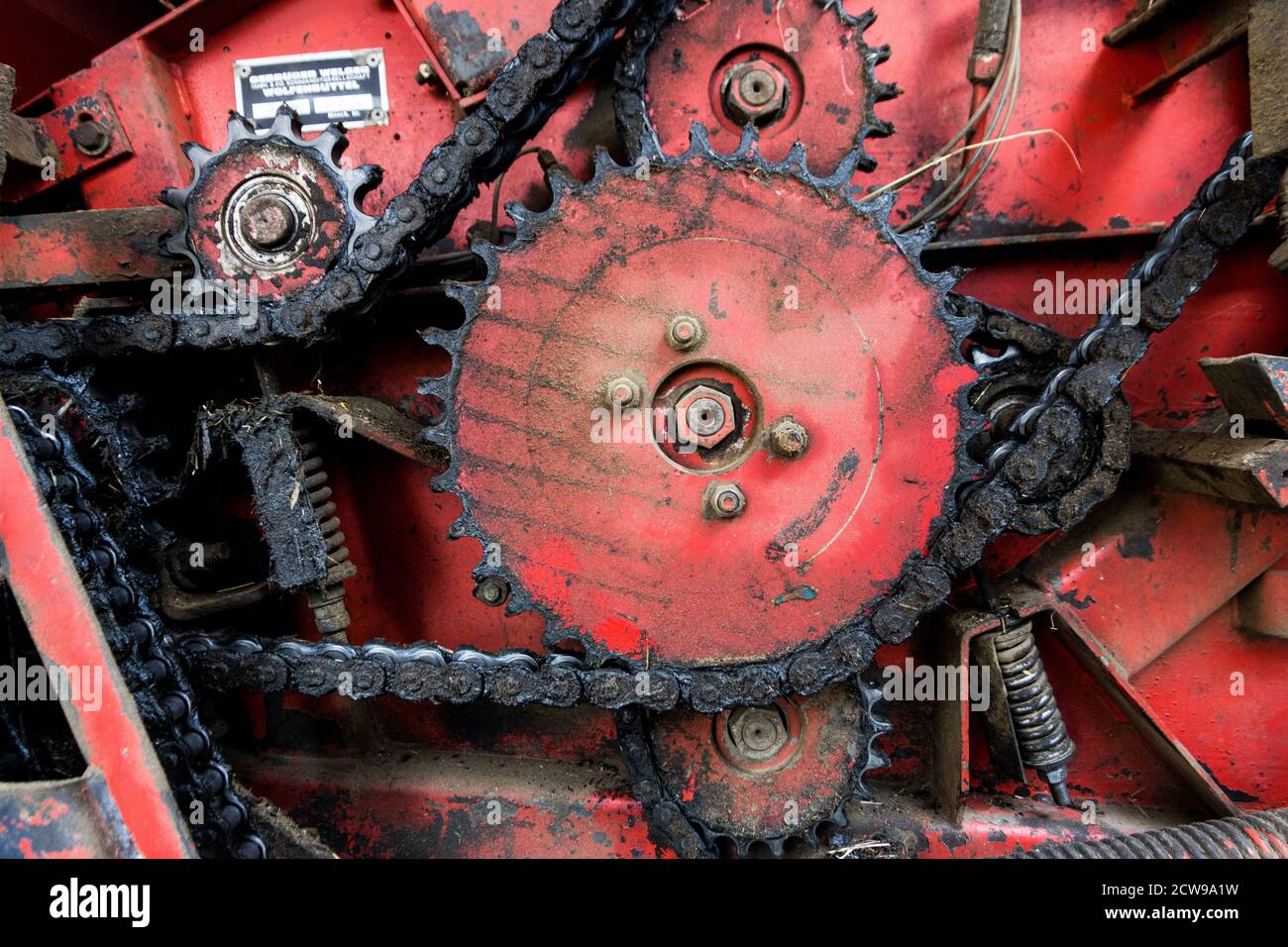 Steel chain drive Stock Photo - Alamy