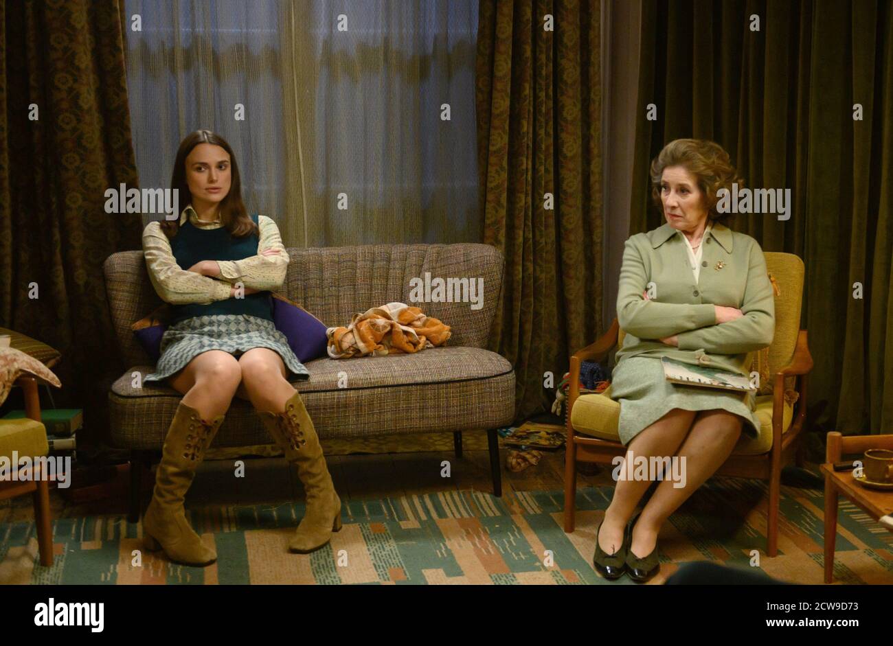 MISBEHAVIOUR, (aka MISBEHAVIOR), from left: Keira Knightley as Sally ...