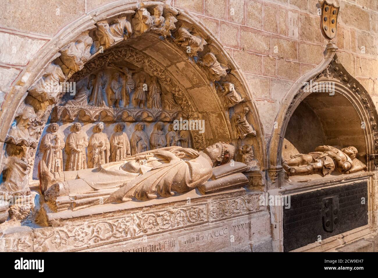 Sepulcros hi-res stock photography and images - Alamy