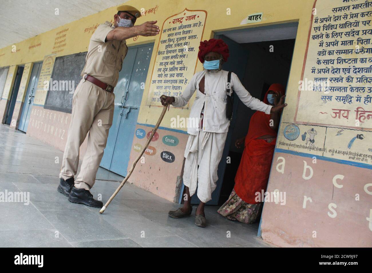 Village council hi-res stock photography and images - Alamy