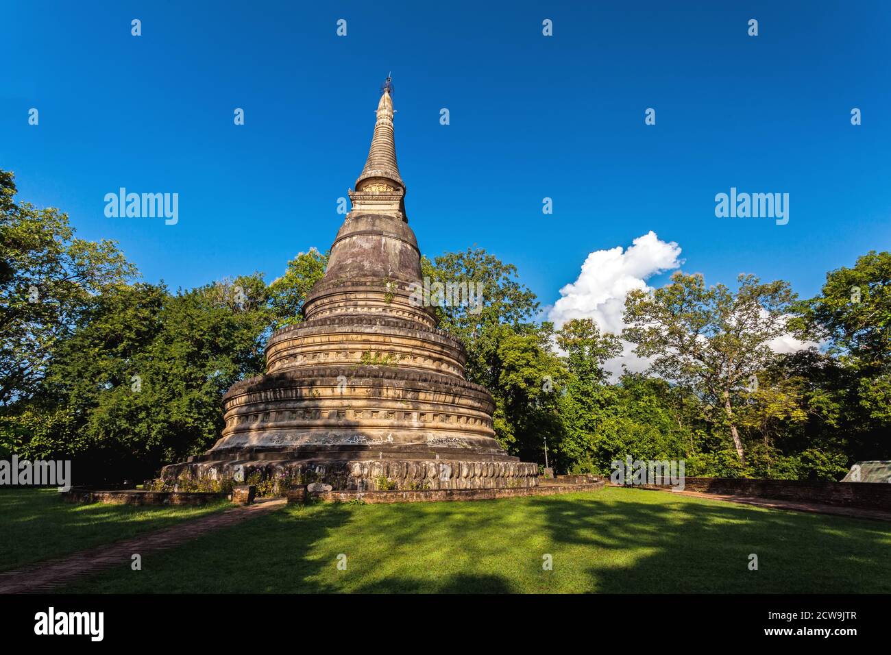 Umong pagoda hi-res stock photography and images - Alamy