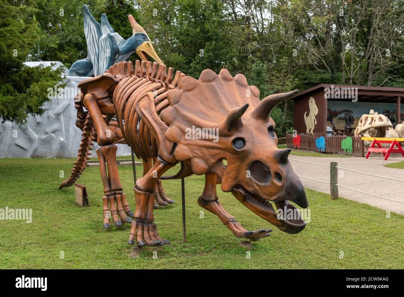 Cave City Kentucky, USA 09-24-20 Dinosaur World is a great outdoor ...