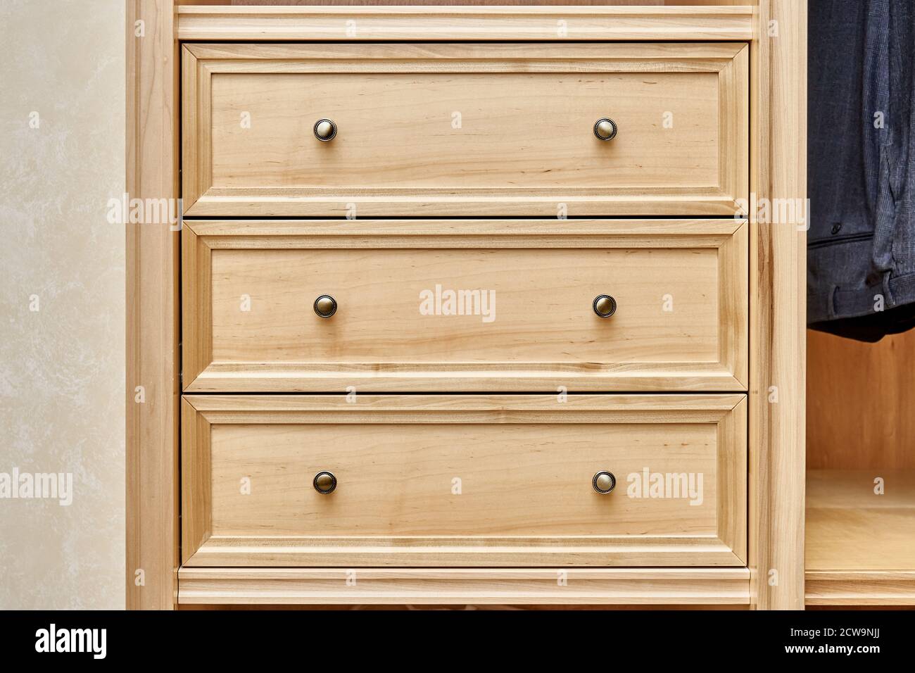 Chest frontal hi-res stock photography and images - Alamy