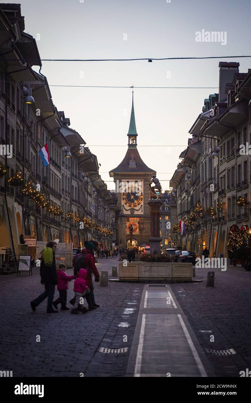 The beautiful old town of Bern at night Stock Photo - Alamy
