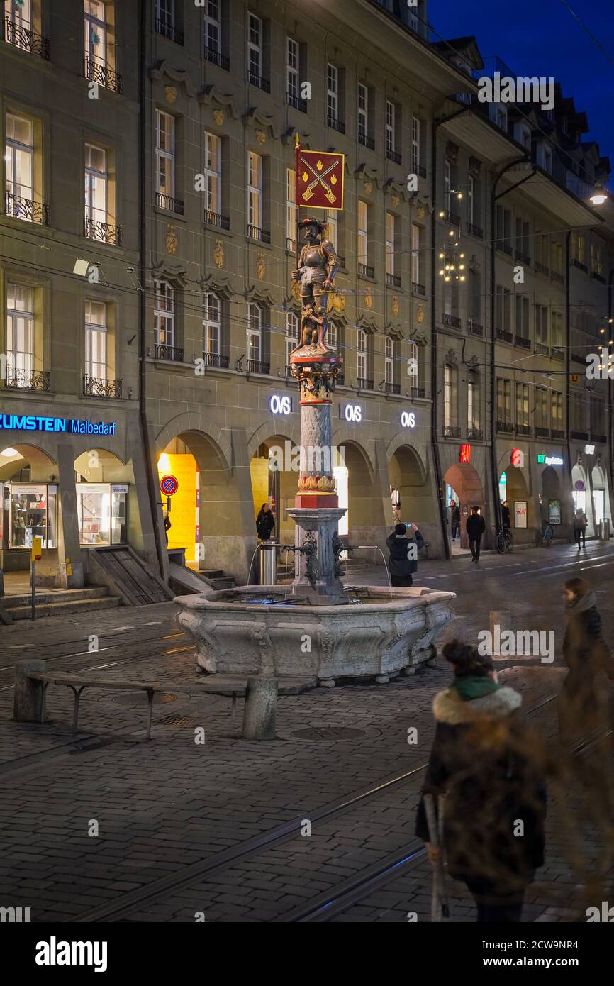 The beautiful old town of Bern at night Stock Photo - Alamy