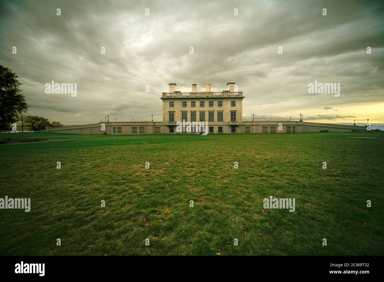 Maryhill museum hi-res stock photography and images - Alamy